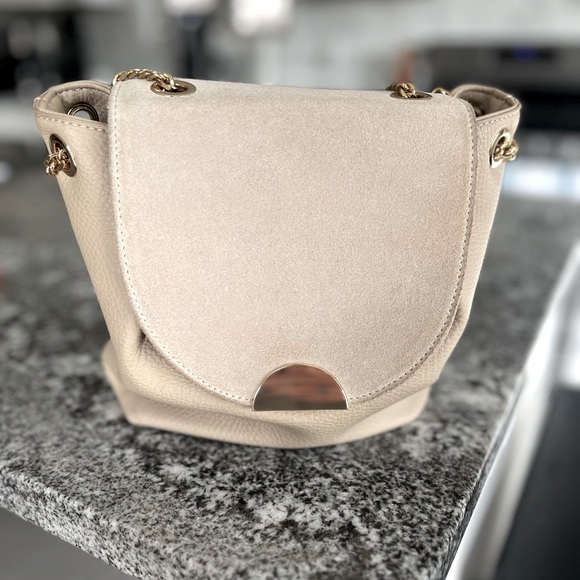 Moda Luxe | Bags | Moda Luxe Crossbody Tan With Gold Strap | Poshmark